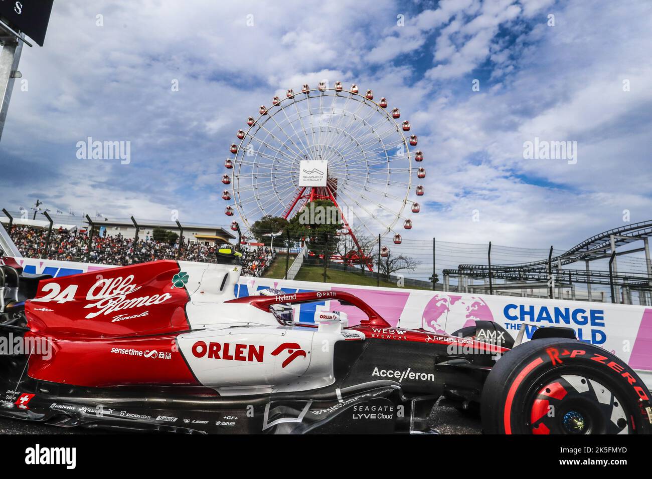 Suzuka, Japan. 08th Oct, 2022. 24 ZHOU Guanyu (chi), Alfa Romeo F1 Team ORLEN C42, action during ...