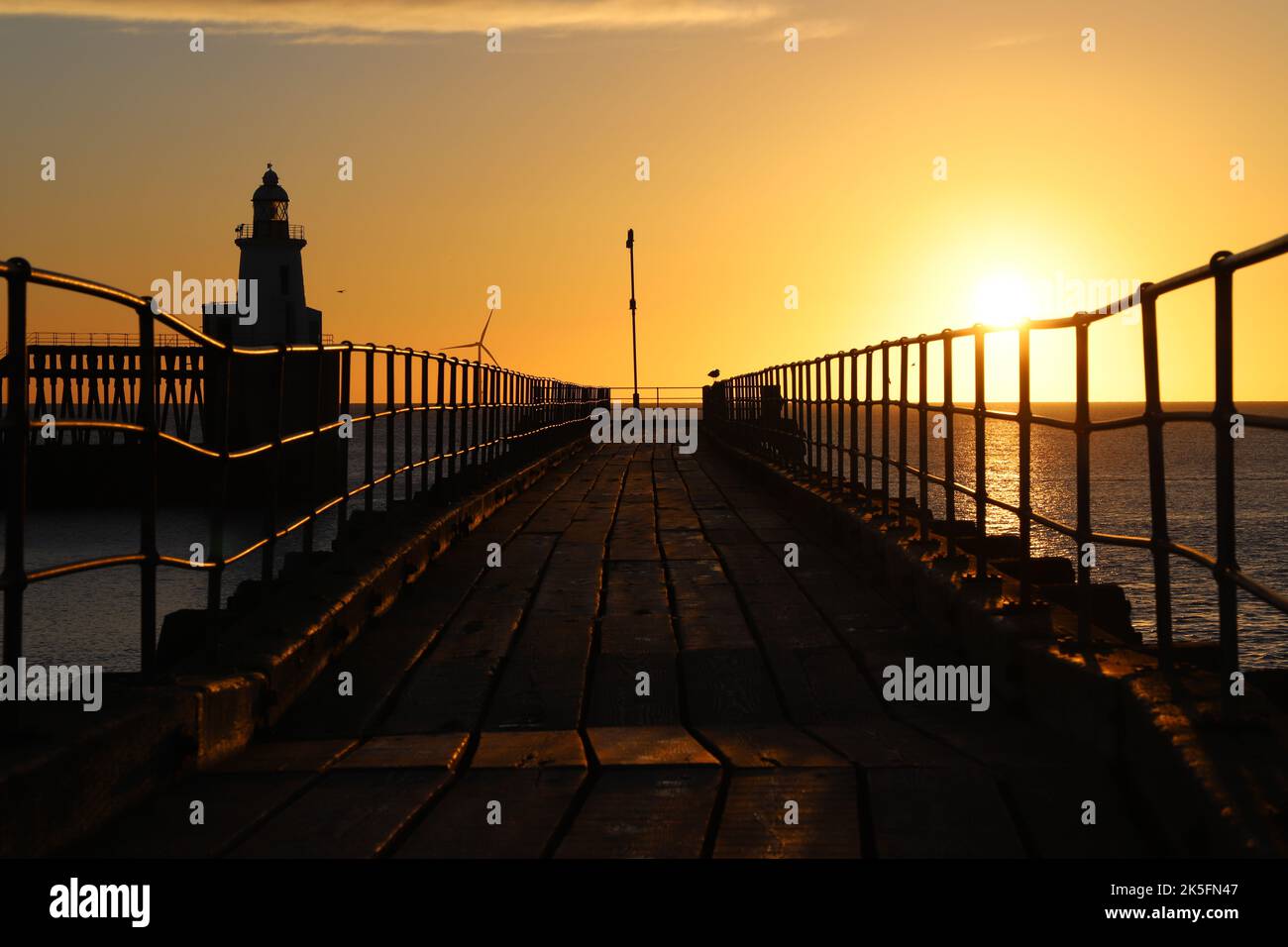 Blyth piers hi-res stock photography and images - Alamy