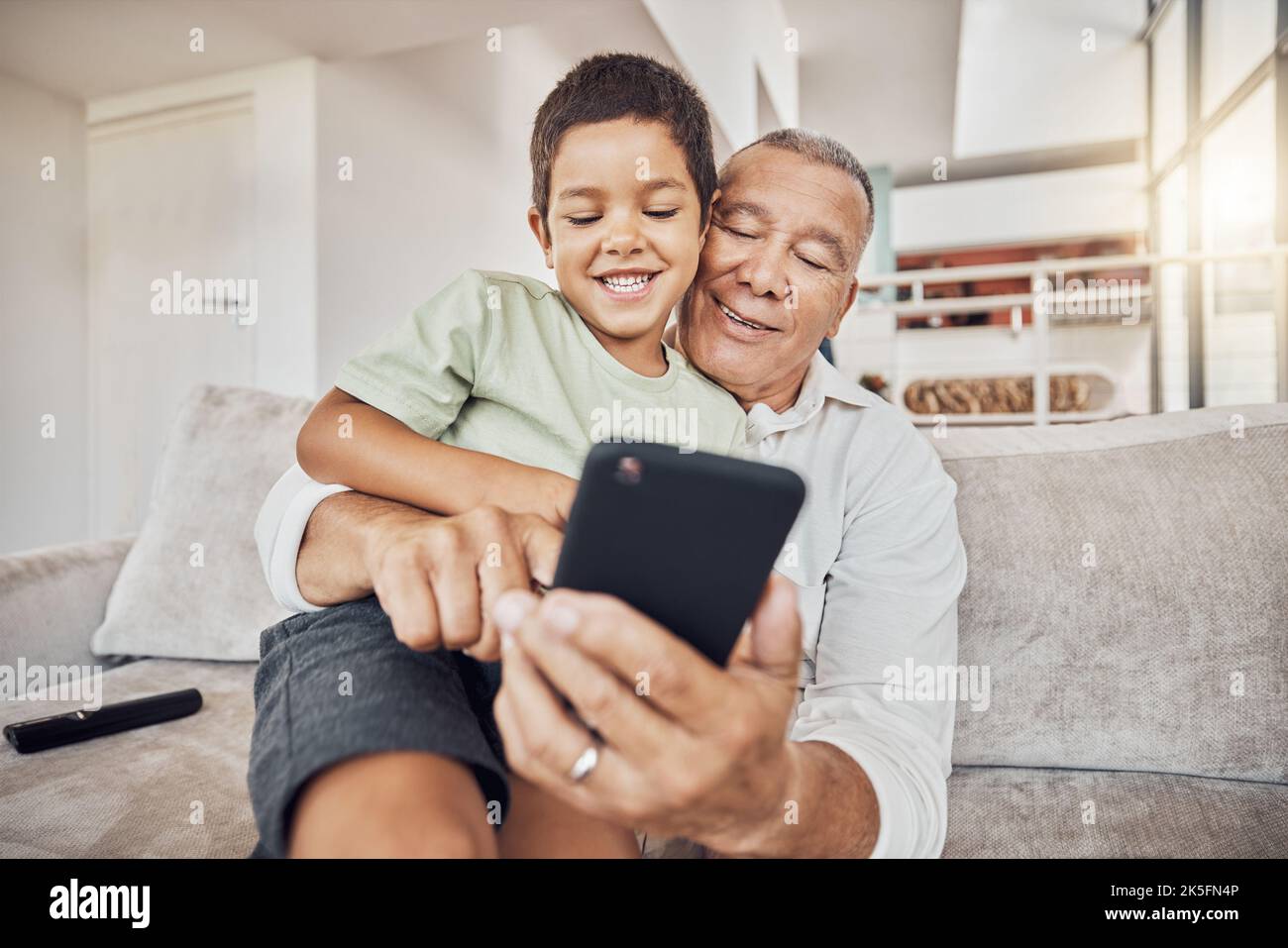 Old man and boy hi-res stock photography and images - Alamy
