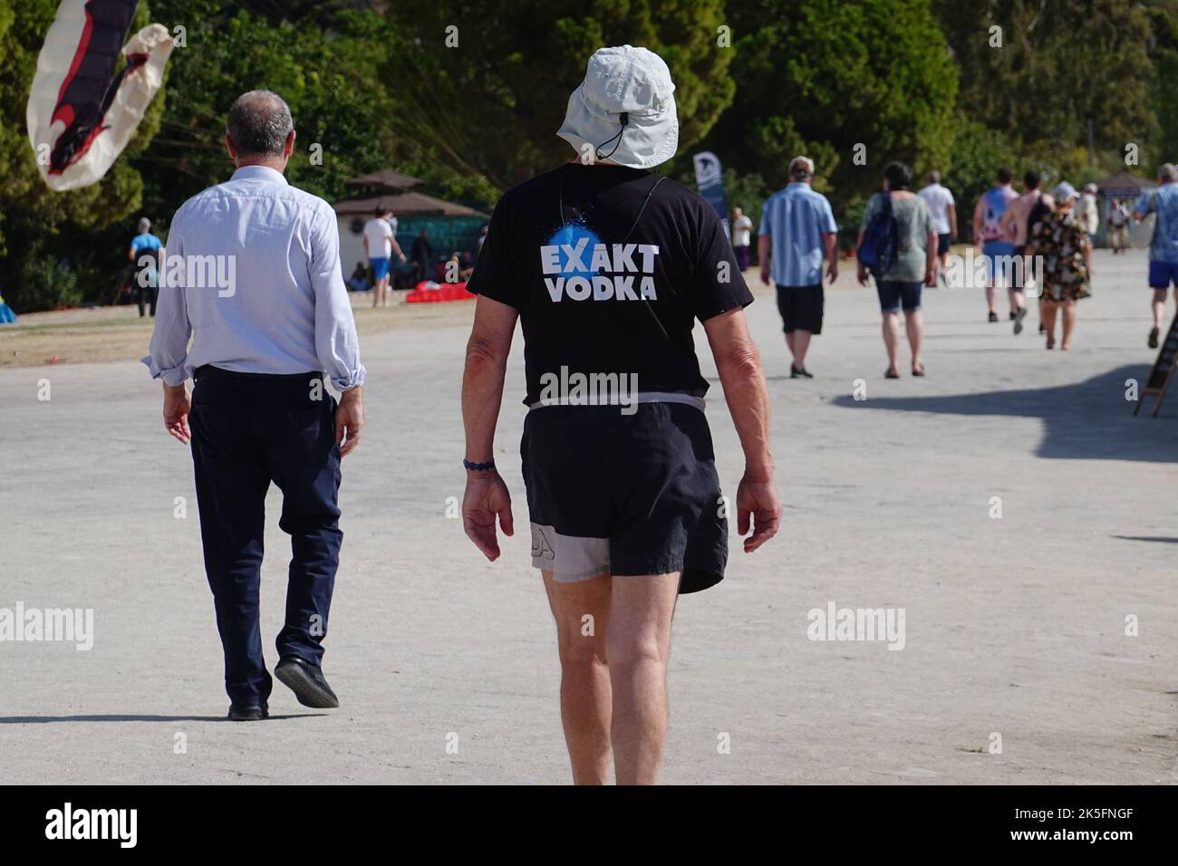 Man vodka beach hi-res stock photography and images - Alamy
