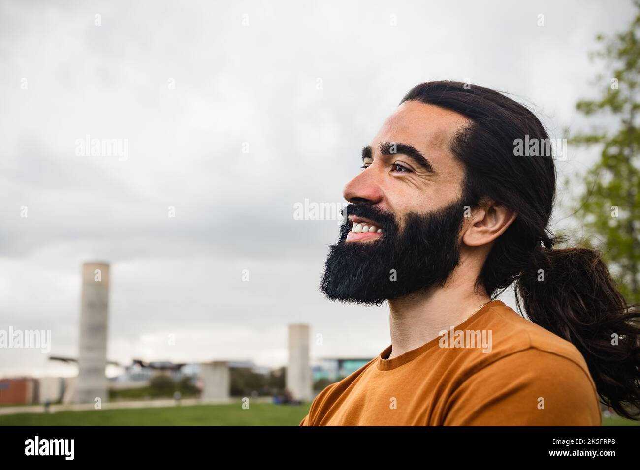 Bearded man with long hair hi-res stock photography and images - Alamy