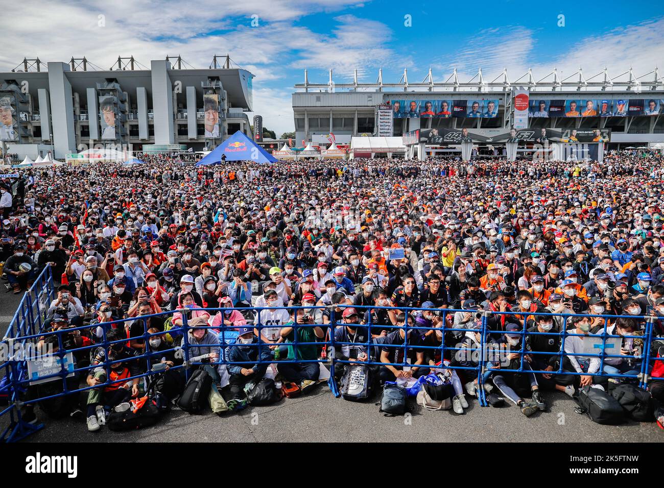 Suzuka, Japan. 08th Oct, 2022. spectators, fans, fan zone, crowd, foule ...