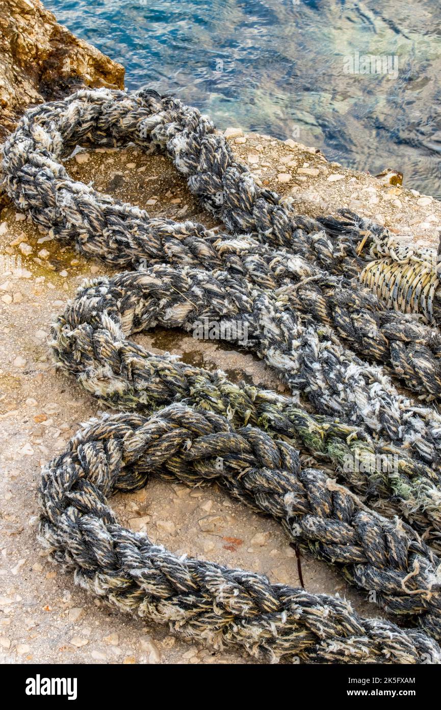old weathered ships rope in nautical themed image Stock Photo - Alamy