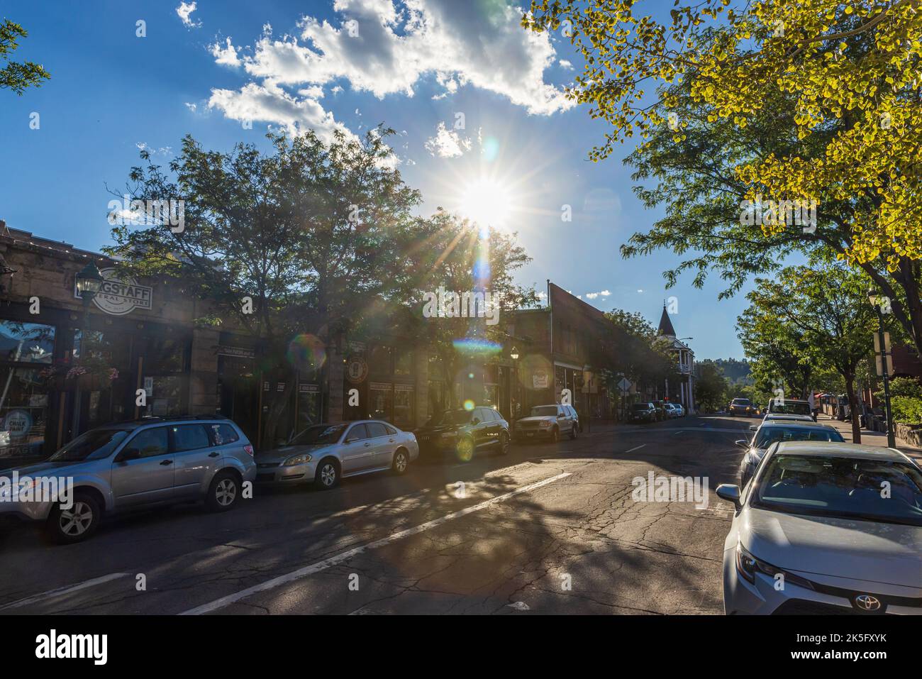 FLAGSTAFF, ARIZONA - SEPTEMBER 1, 2022: Beautiful view of the historic ...