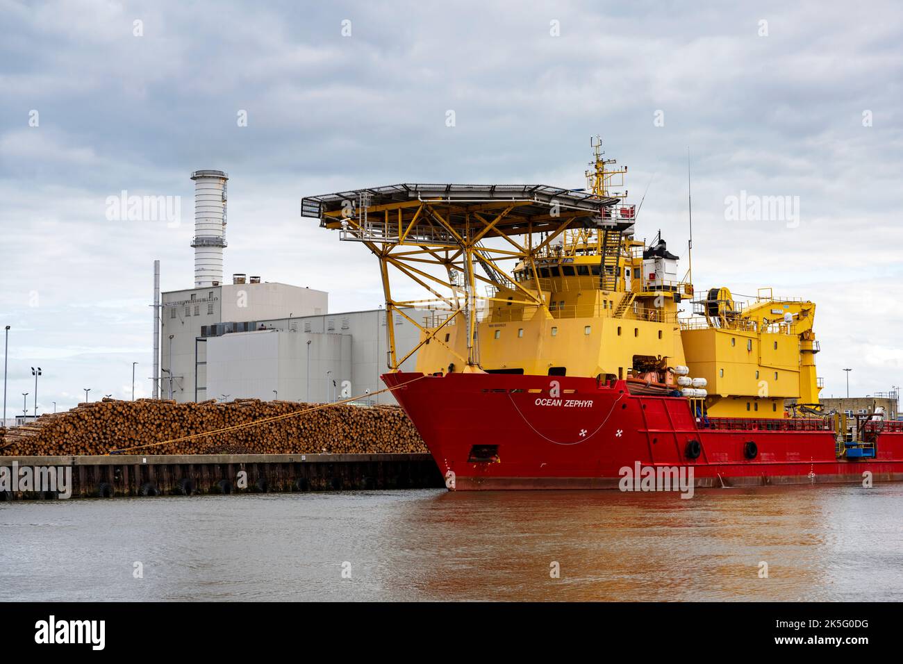 Ocean Zephyr North Sea energy support ship Great Yarmouth Norfolk UK ...
