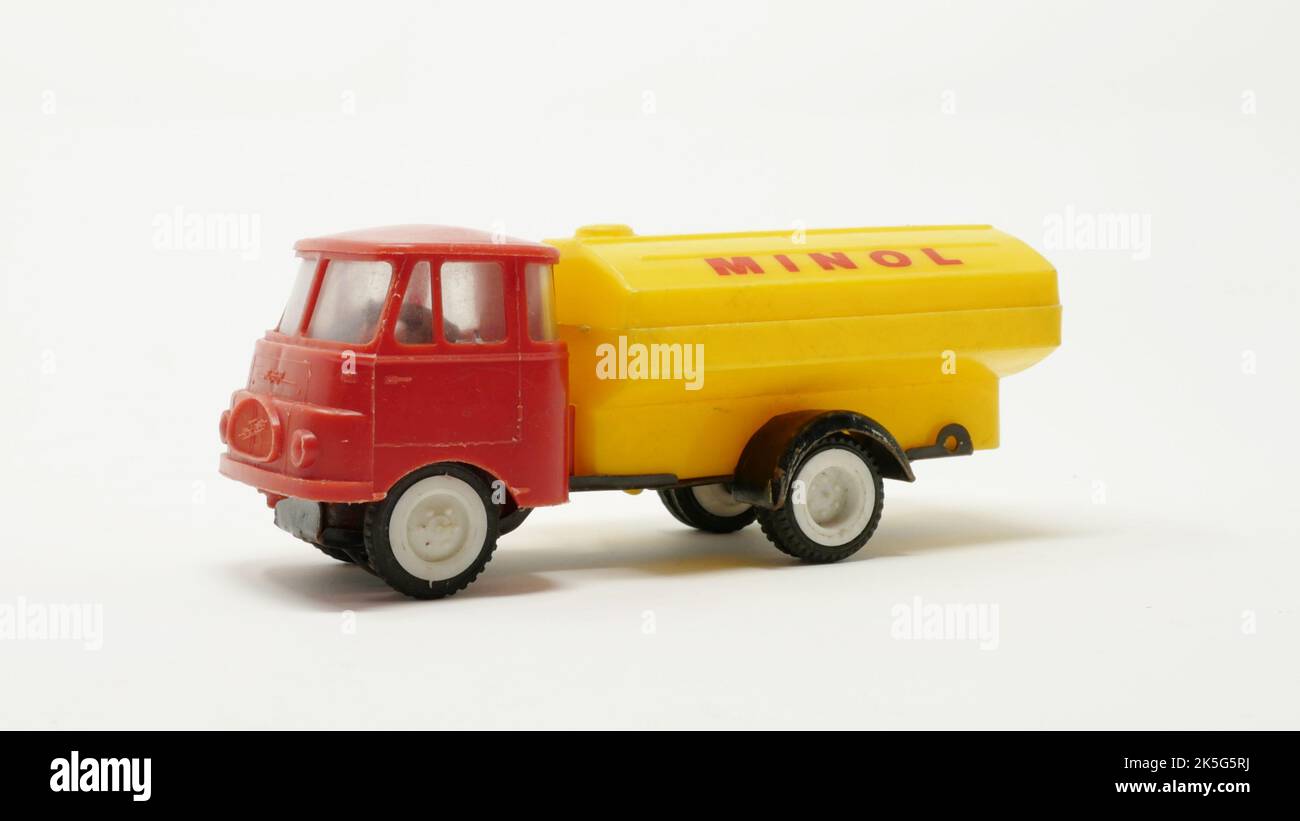 Spielzeugauto minol ddr hi-res stock photography and images - Alamy