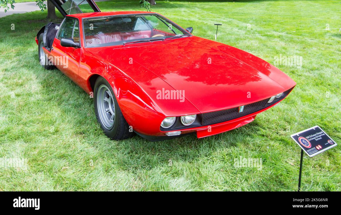 Mangusta car hi-res stock photography and images - Alamy