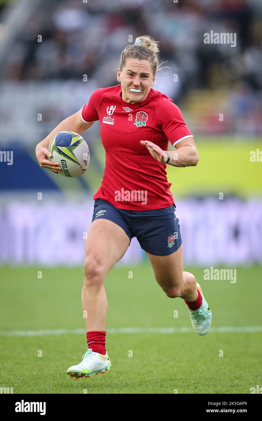 Claudia MacDonald of England during the Women's Rugby World Cup match ...