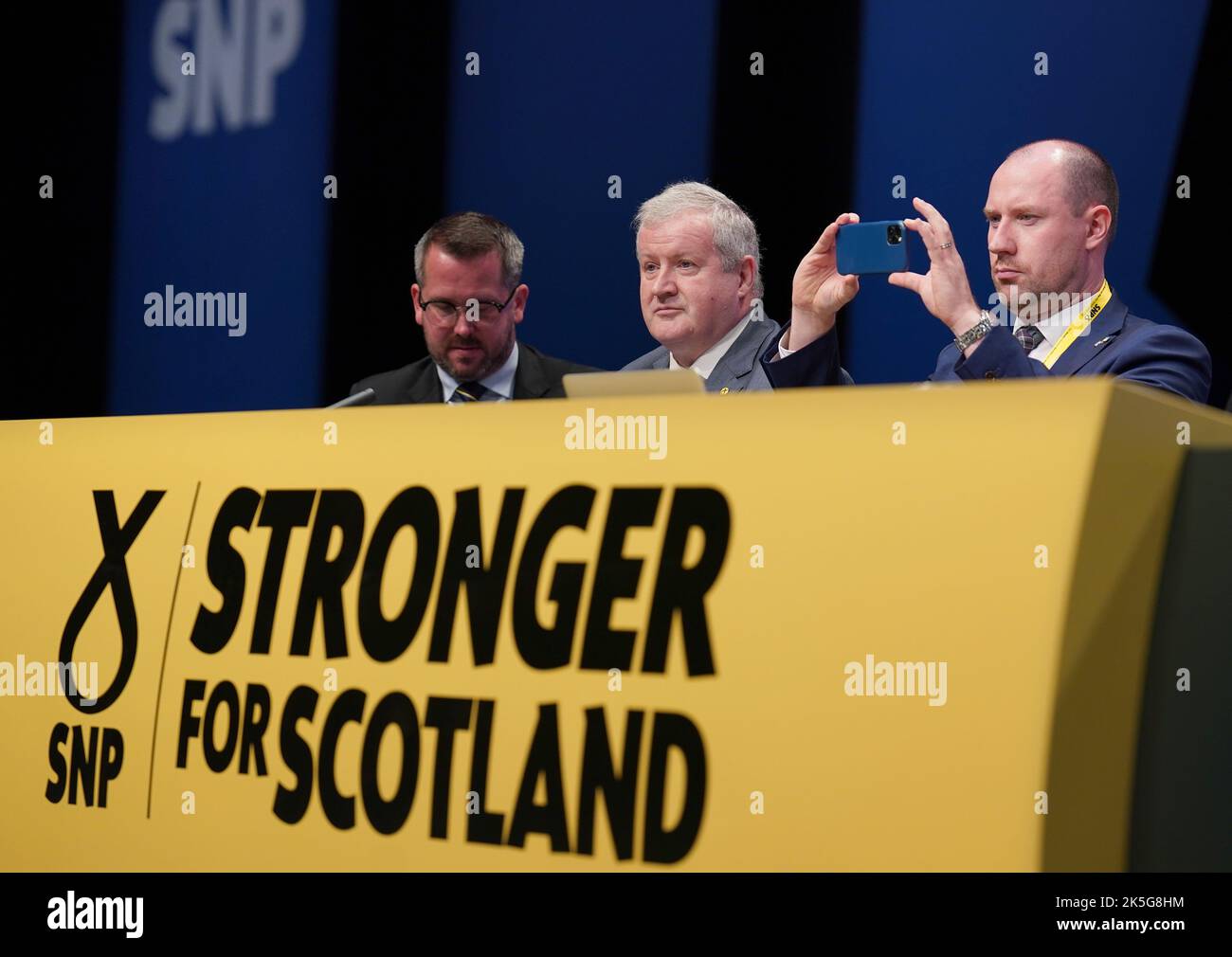 Neil gray mp hi-res stock photography and images - Alamy