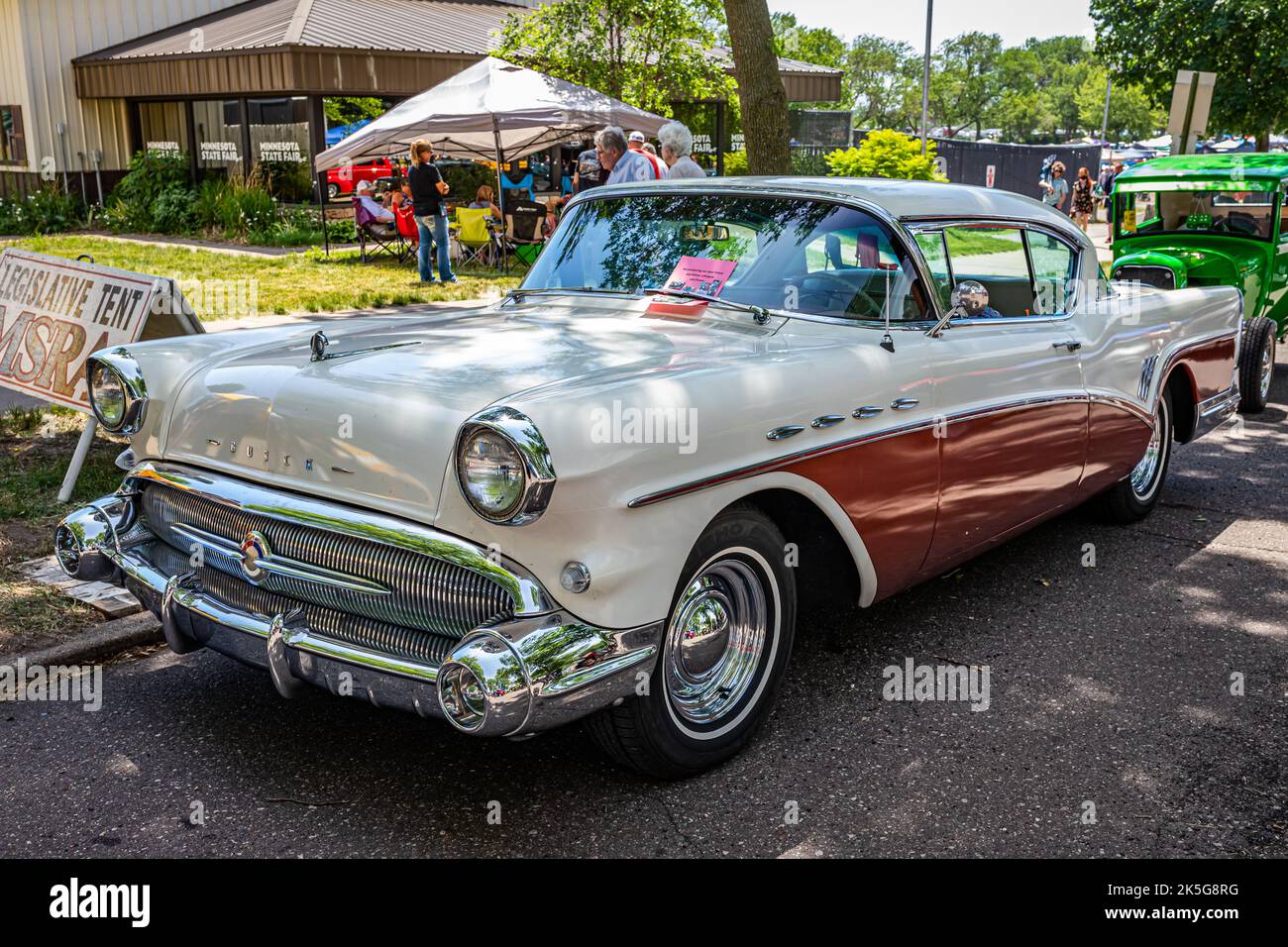 1957 Buick Roadmaster 2 Door Hardtop 1957 Buick Roadmaster 75 4 Door