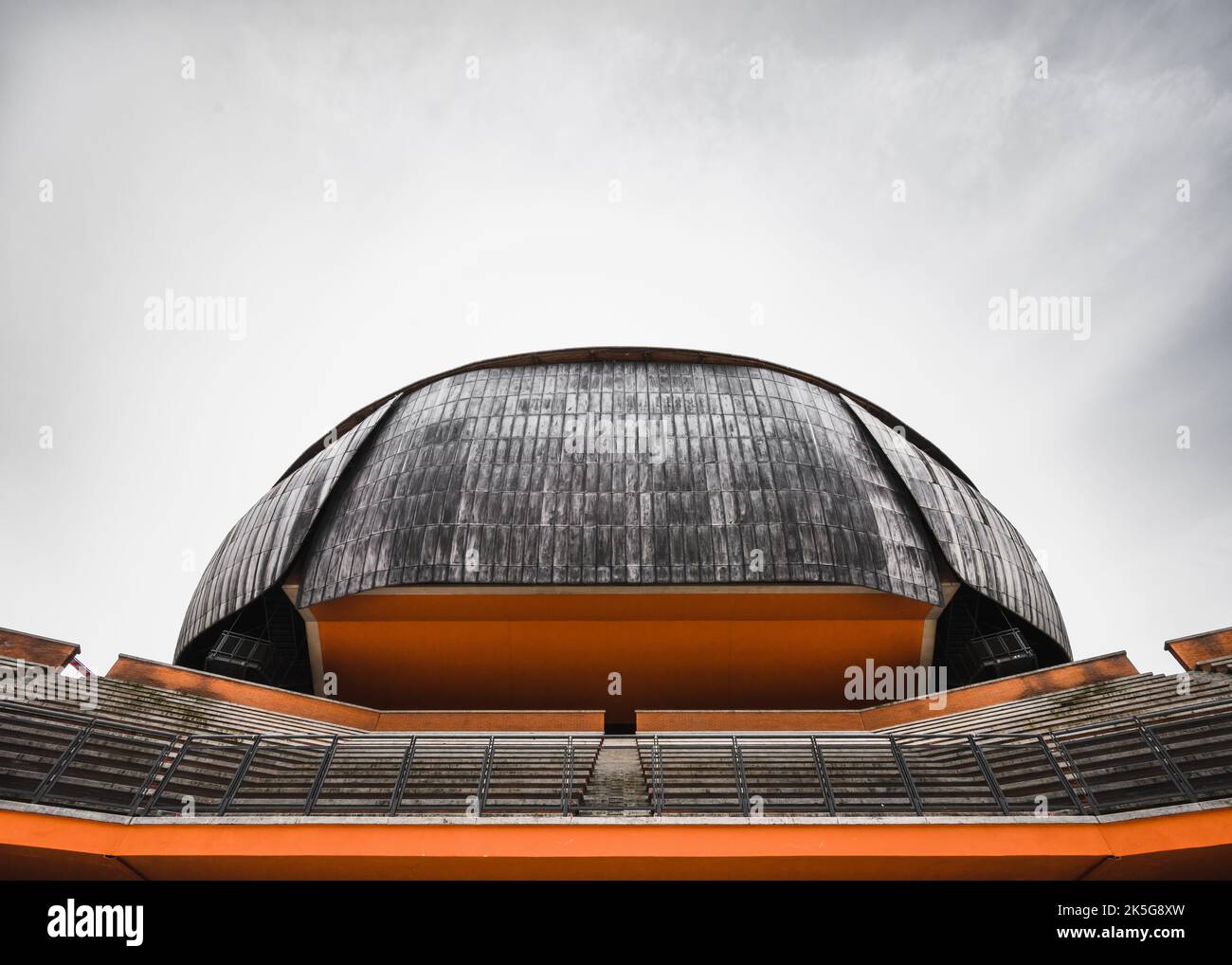 The exterior design of the atrium and the concert hall of the music ...