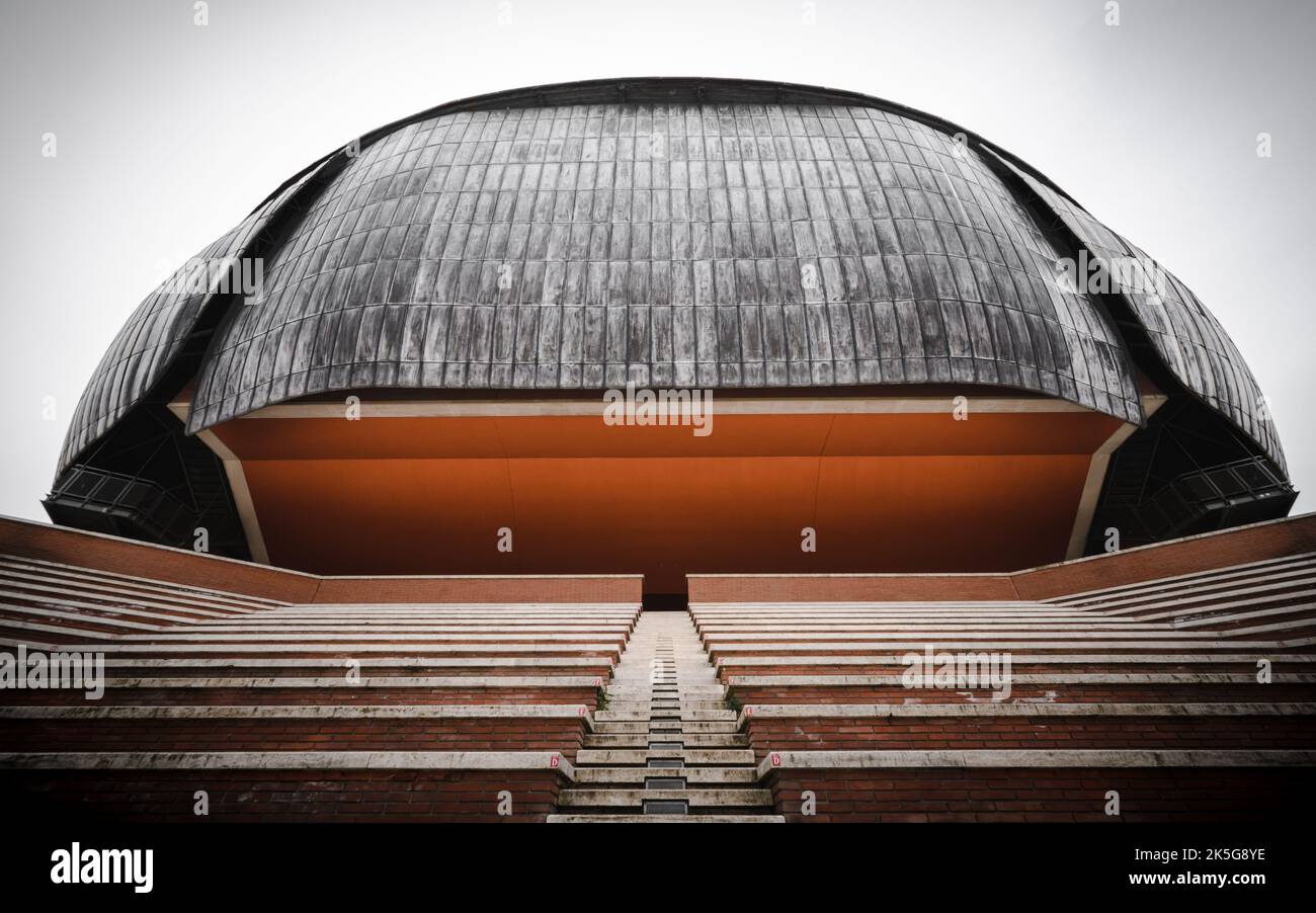 The exterior design of the atrium and the concert halls of the music ...