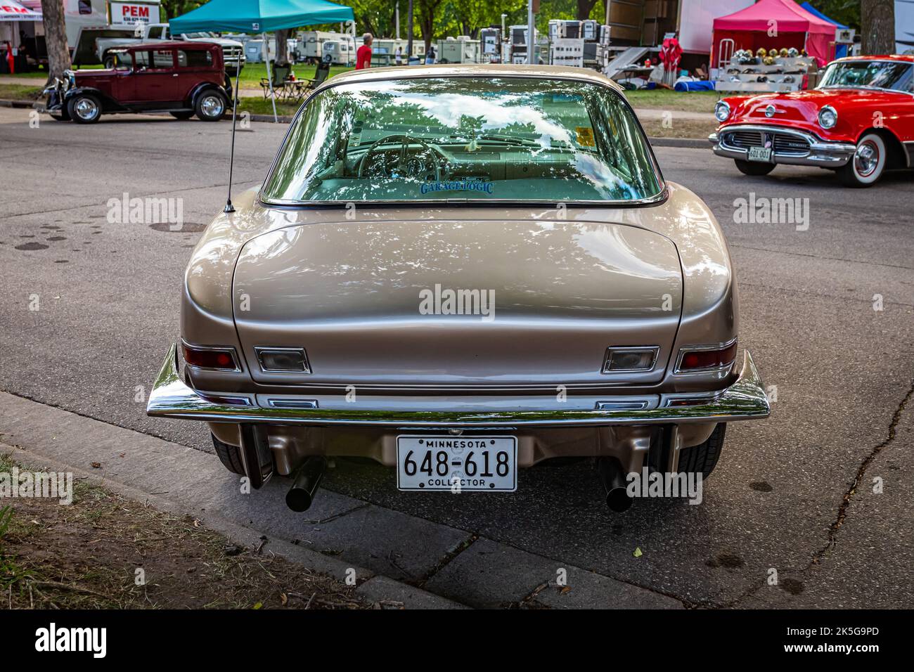 Avanti studebaker hi-res stock photography and images - Alamy