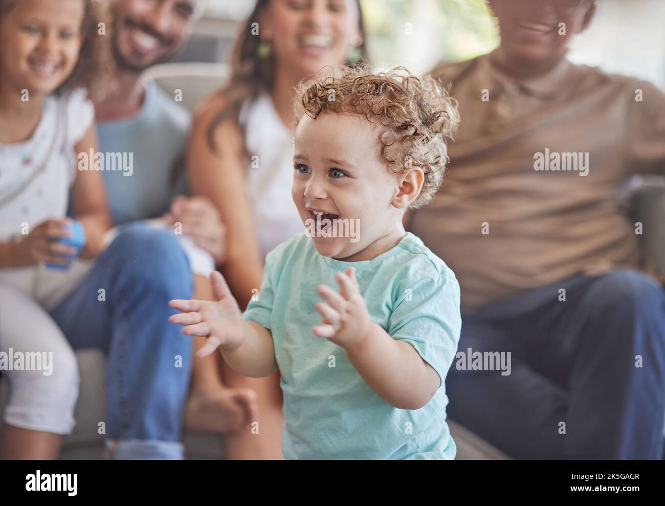 Boy clap hands hi-res stock photography and images - Alamy