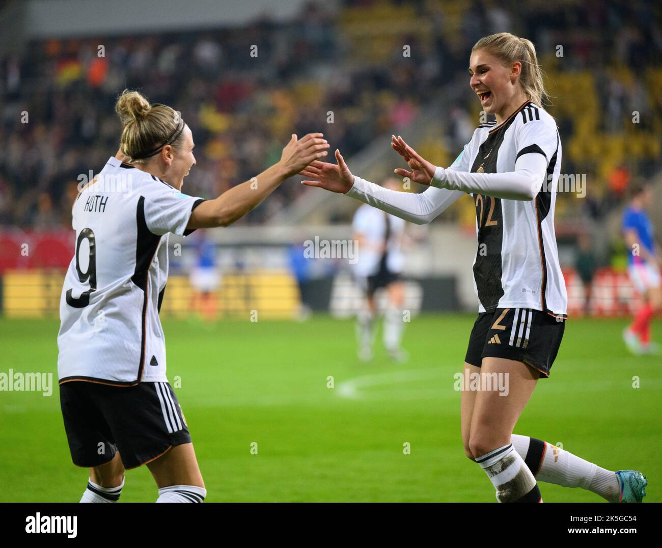 Dresden, Germany. 07th Oct, 2022. Soccer, women: Internationals ...