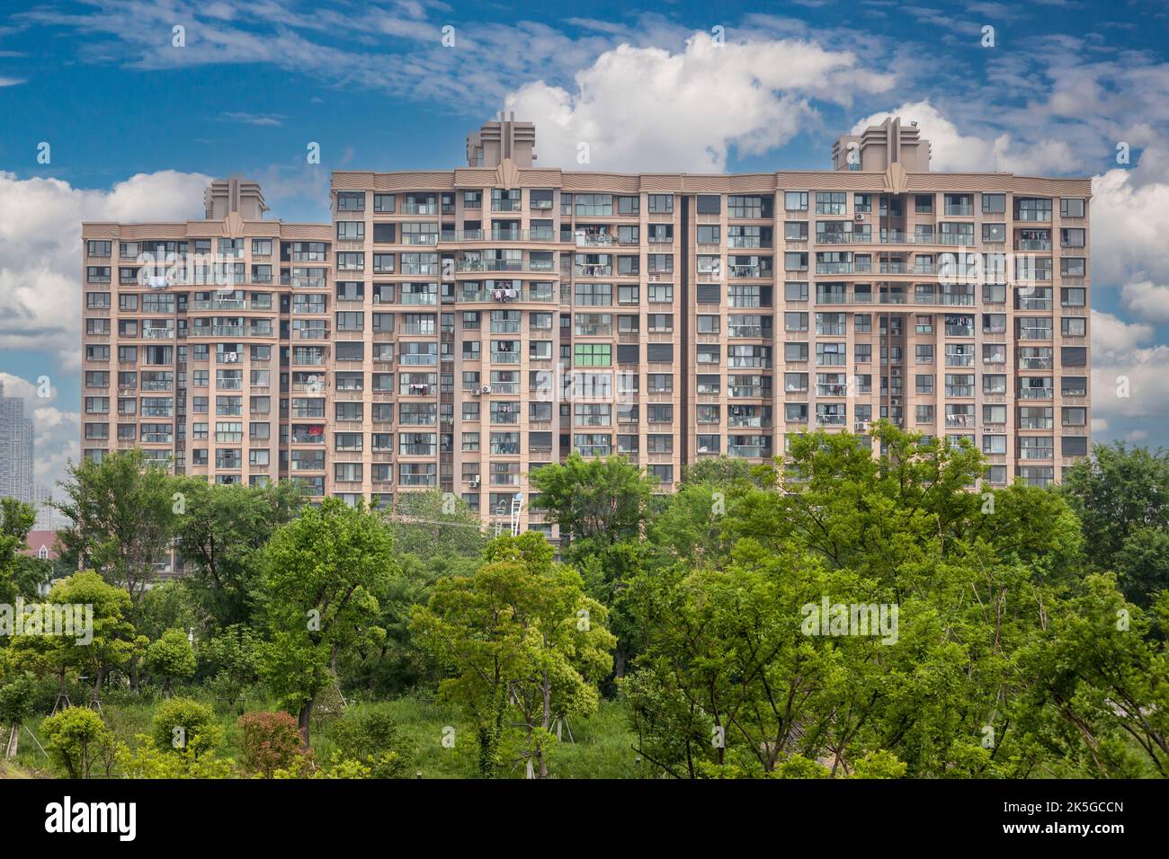 Suzhou, Jiangsu, China. Modern Apartment Building Stock Photo - Alamy