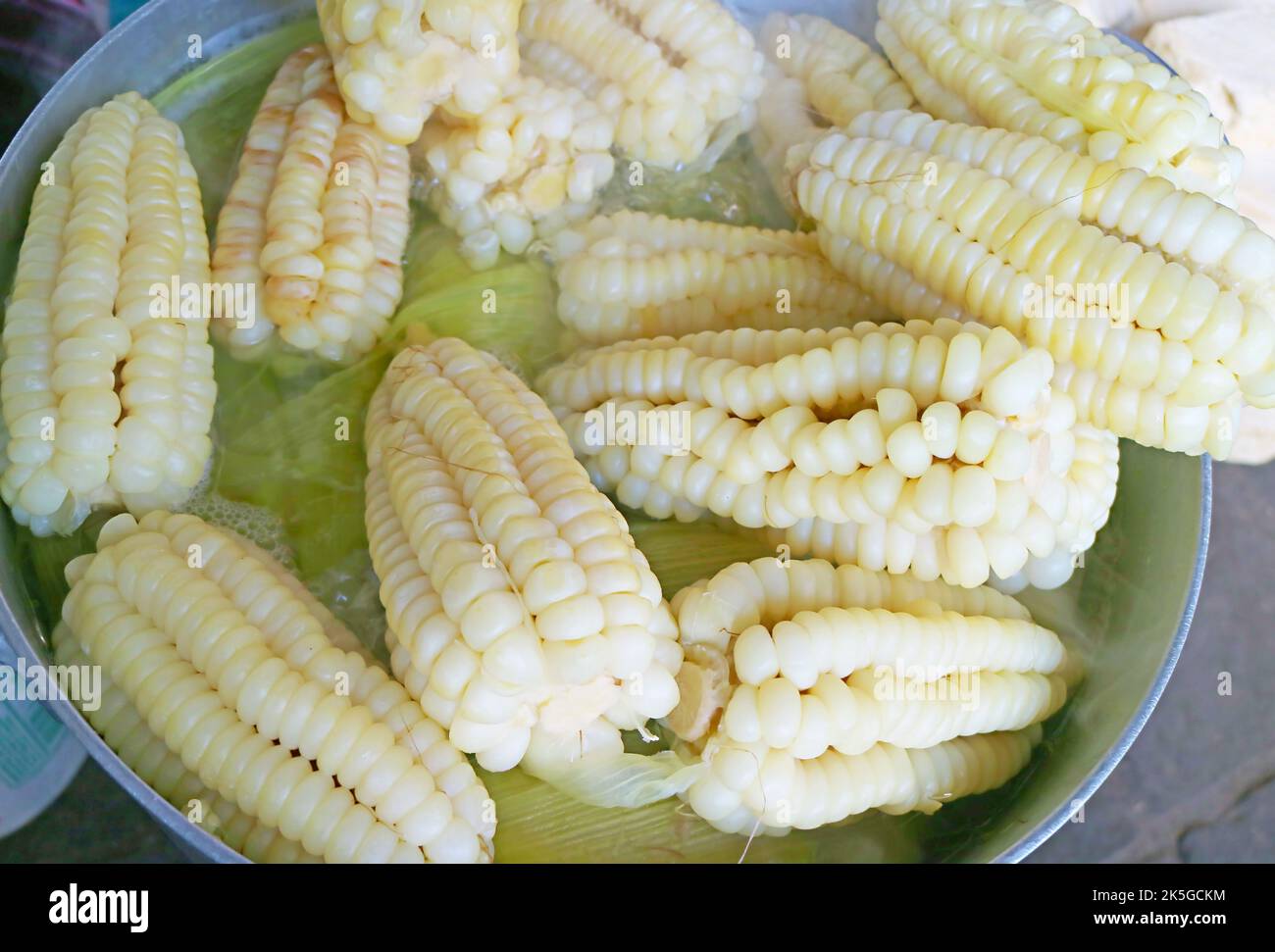 Mercado san pedro cuzco hi-res stock photography and images - Alamy