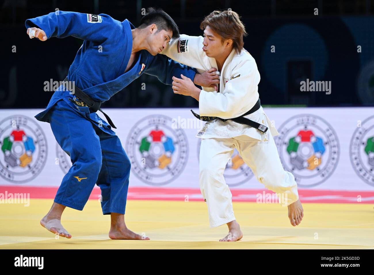 Tashkent, Uzbekistan. Credit: MATSUO. 7th Oct, 2022. (L-R) Joshiro Maruyama, Hifumi Abe (JPN ...