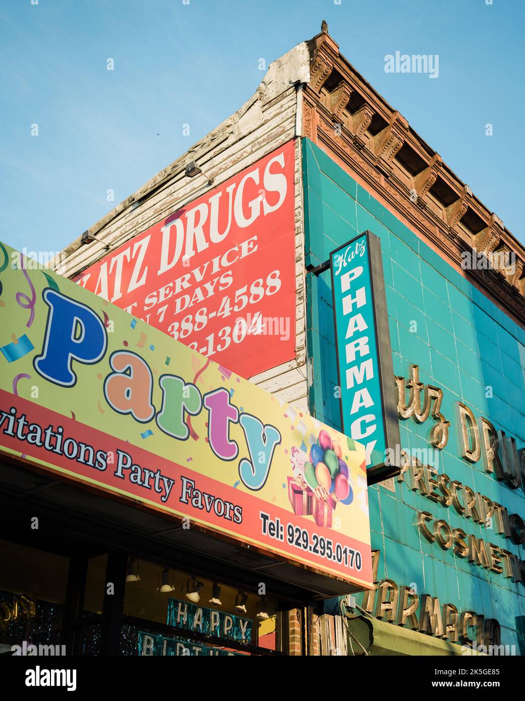 Katz Drugs vintage sign, Brooklyn, New York Stock Photo - Alamy