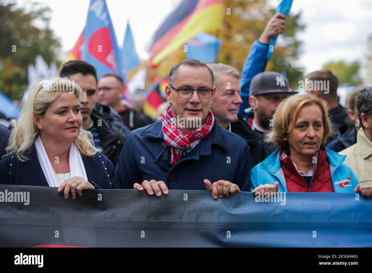 Berlin, Germany. 08th Oct, 2022. Kristin Brinker (AfD, l-r), regional ...