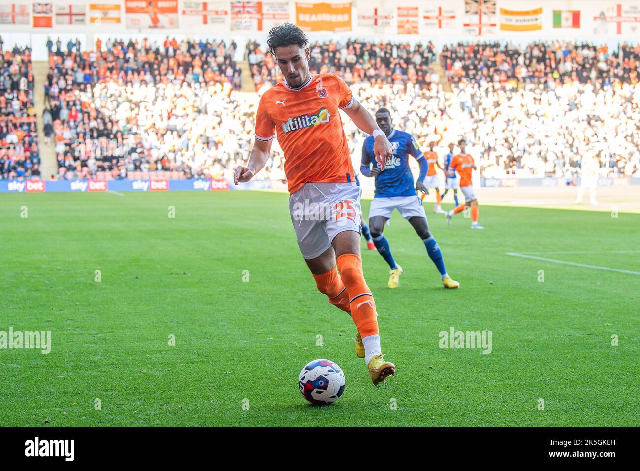 Theo Corbeanu #25 of Blackpool during the Sky Bet Championship match ...