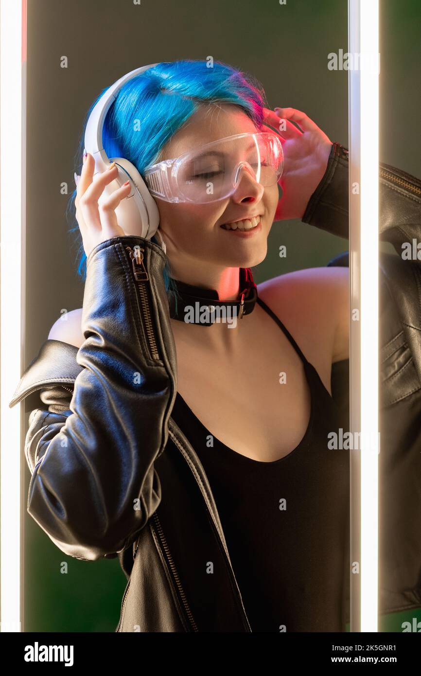 Dark techno hi-res stock photography and images - Alamy