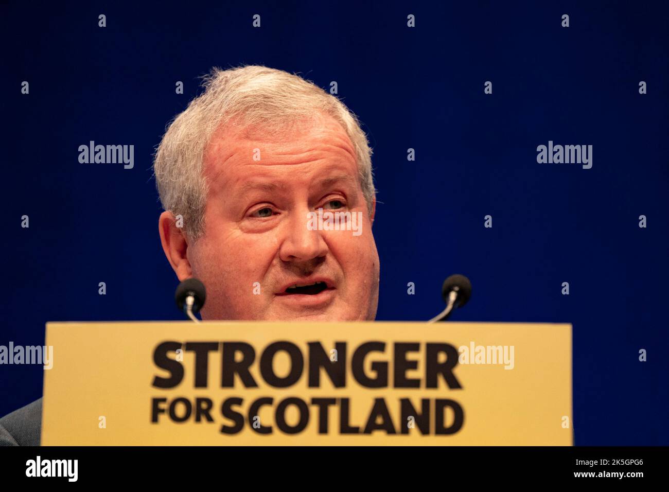 Ian blackford leader snp hi-res stock photography and images - Alamy