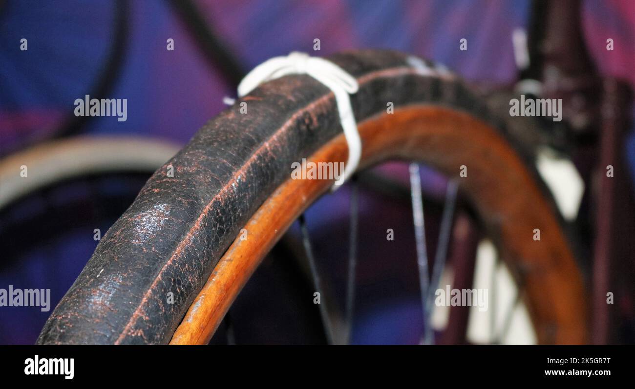 Vintage wooden bicycle wheels Stock Photo - Alamy