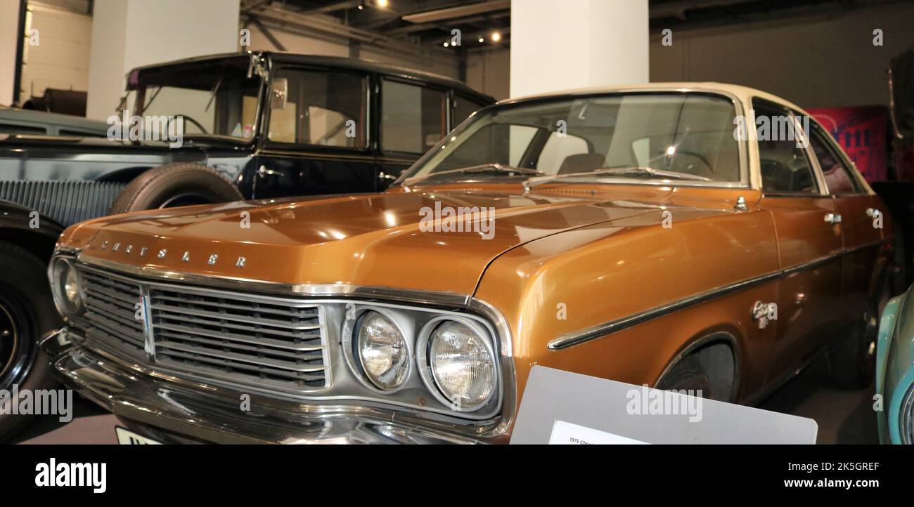 319 chrysler centura hi-res stock photography and images - Alamy