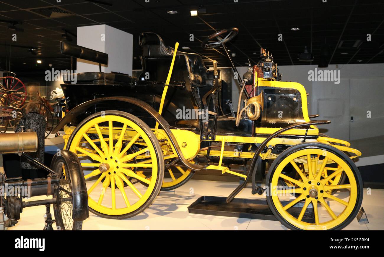 Coventry transport museum daimler hi-res stock photography and images ...