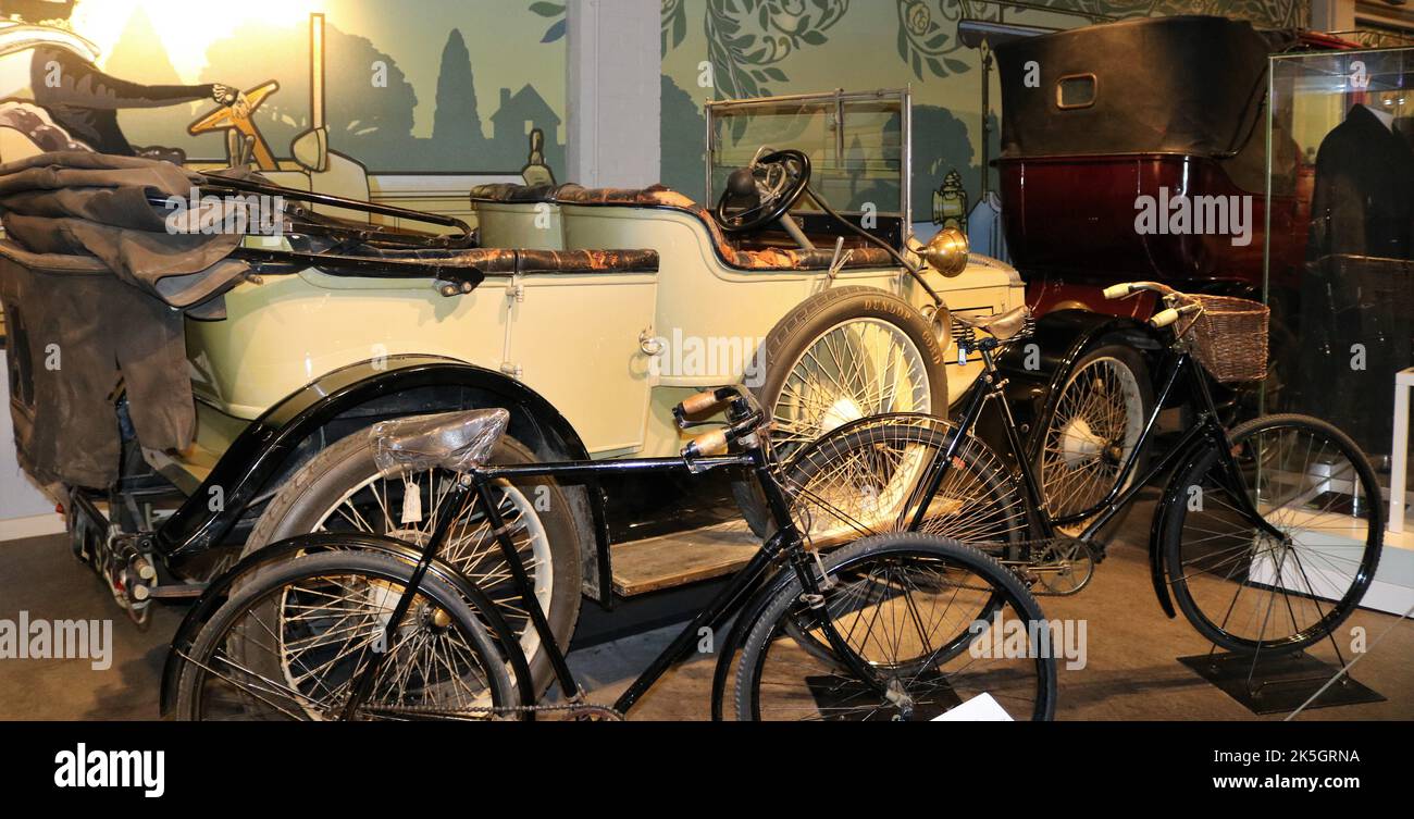 Daimler tourer hi-res stock photography and images - Alamy