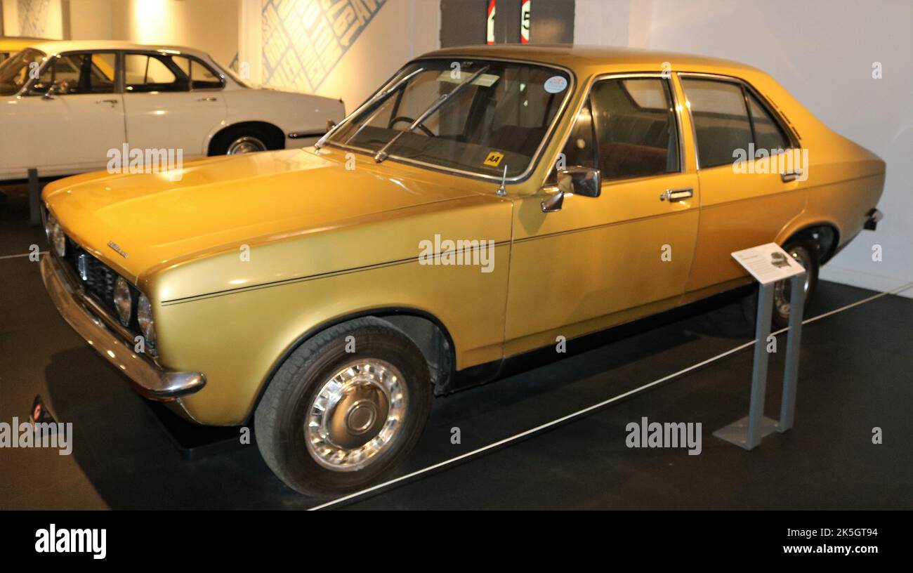 Hillman hunter car hi-res stock photography and images - Alamy