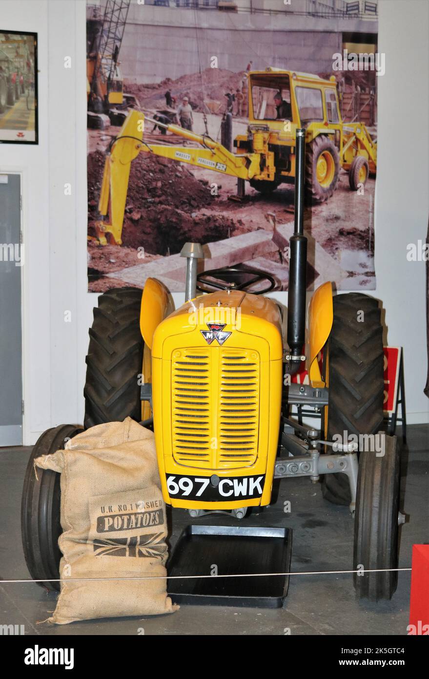 1964 Massey Ferguson 35X Tractor Stock Photo - Alamy