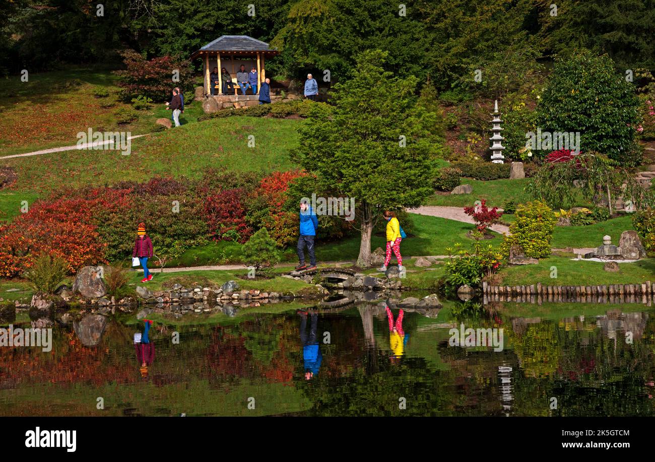 Cowden family hi-res stock photography and images - Alamy