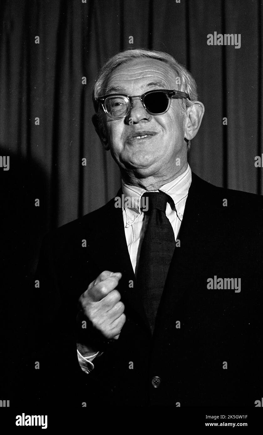 American biochemical Julius Axelrod, 1970 Physiology and Medicine Nobel ...