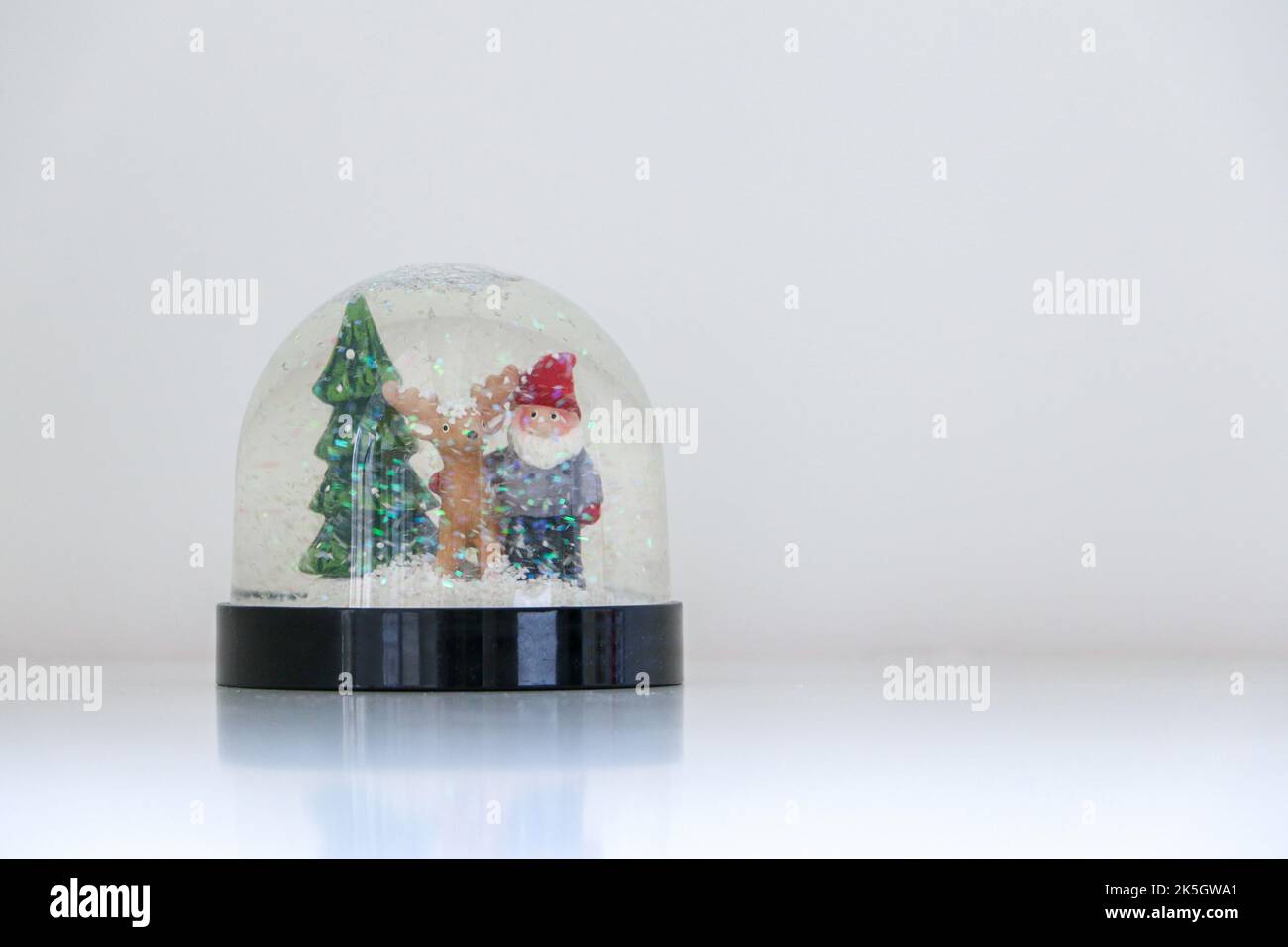 Santa claus falling snow on hi-res stock photography and images - Alamy