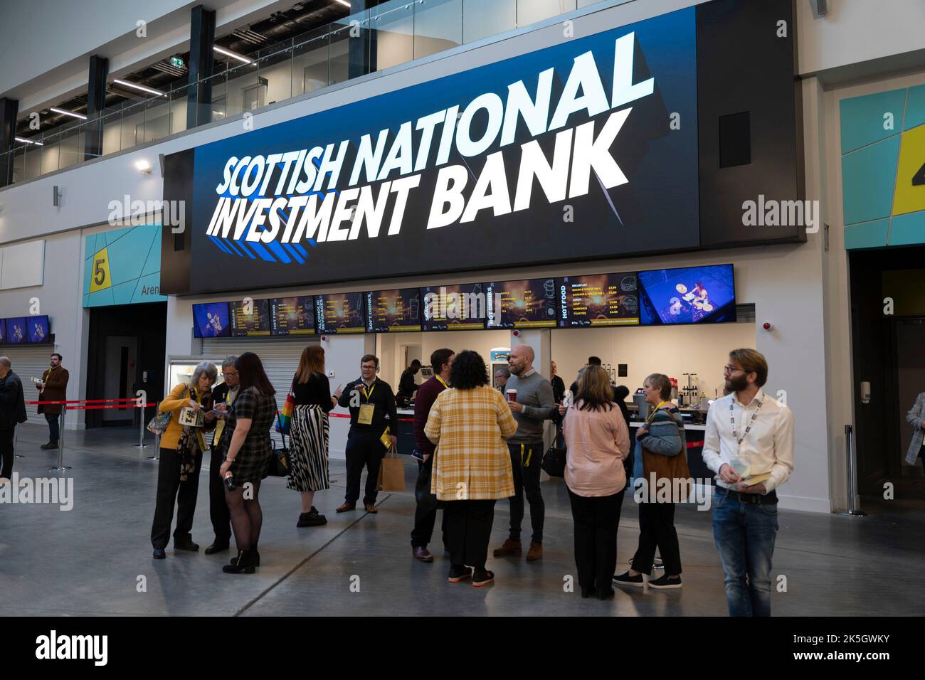 Scottish bank interior hi-res stock photography and images - Alamy