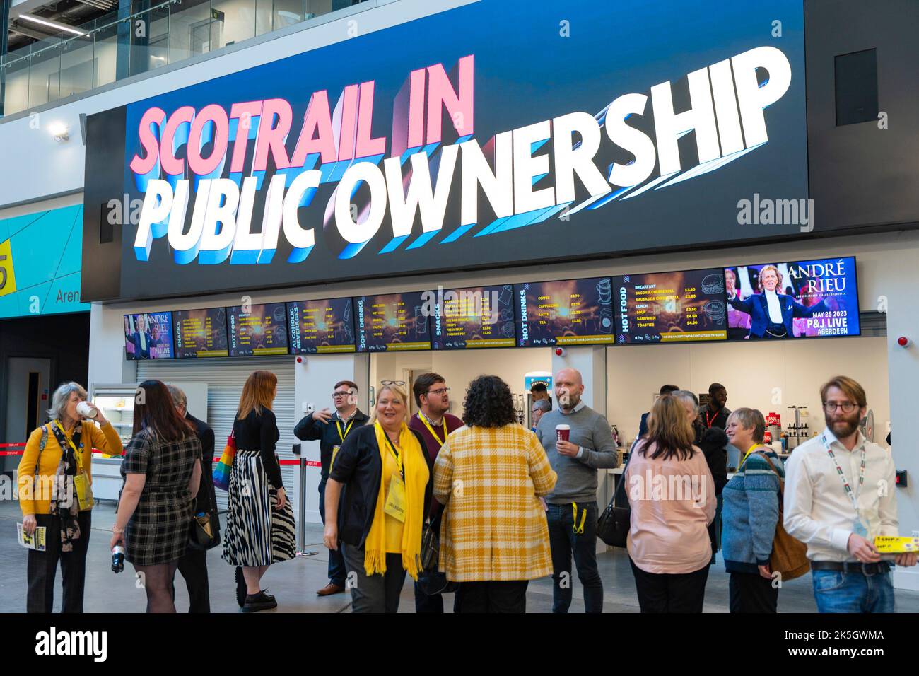 Scotrail nationalisation hi-res stock photography and images - Alamy