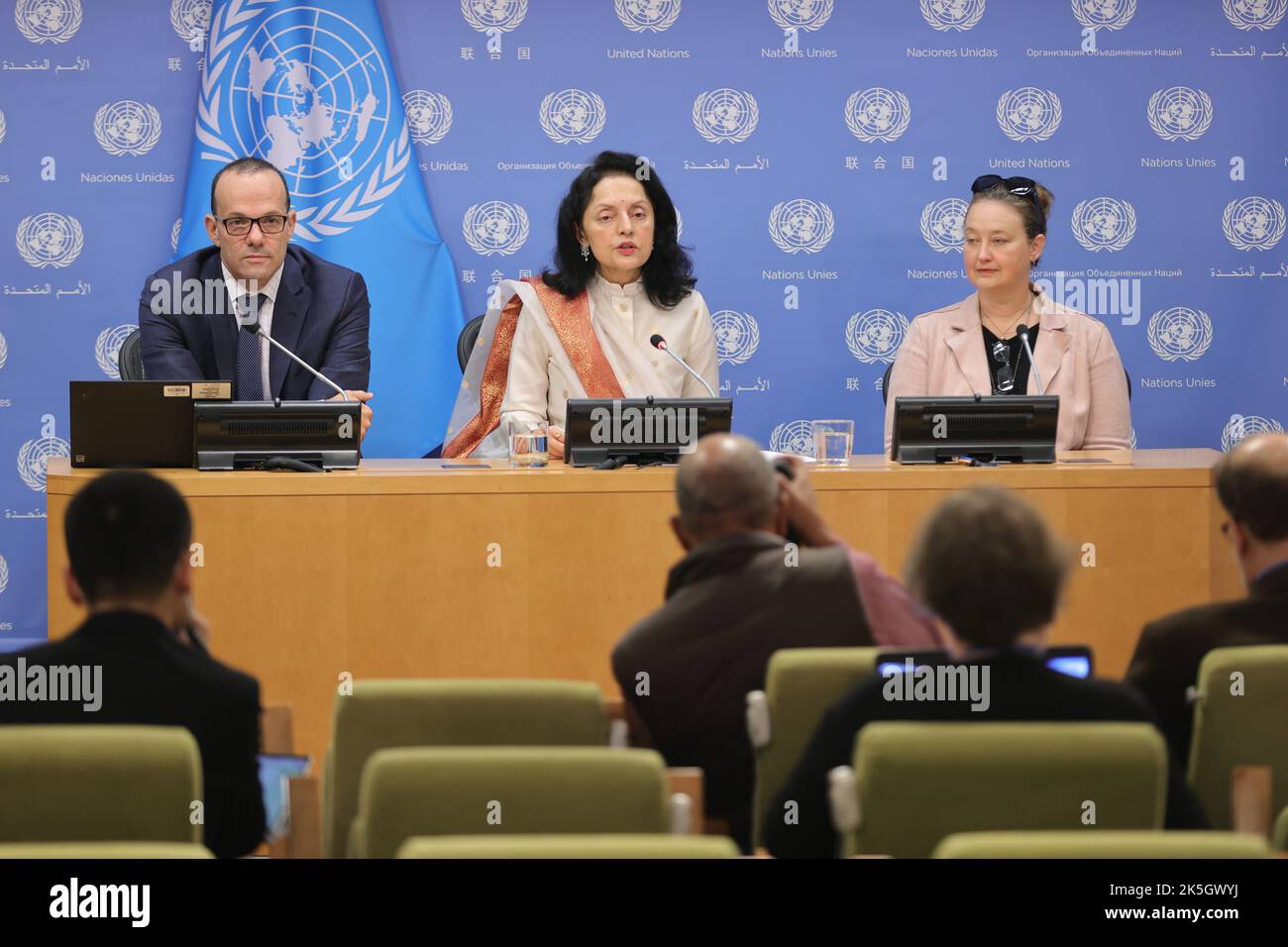 David scharia hi-res stock photography and images - Alamy