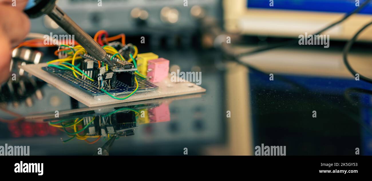 Manufacturing and setting up an electronic device in the laboratory ...