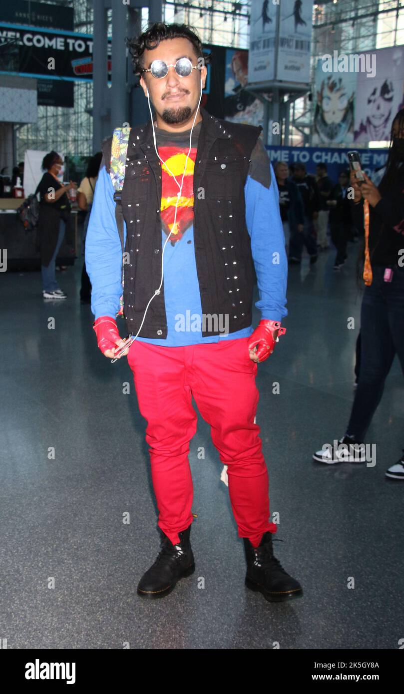 2022 New York Comic Con - Day 3 -PICTURED: General View (2022 New York ...