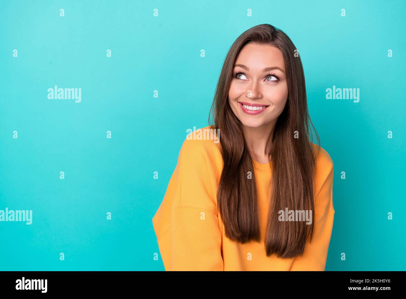 Photo of young attractive adorable pretty lady wear yellow stylish ...