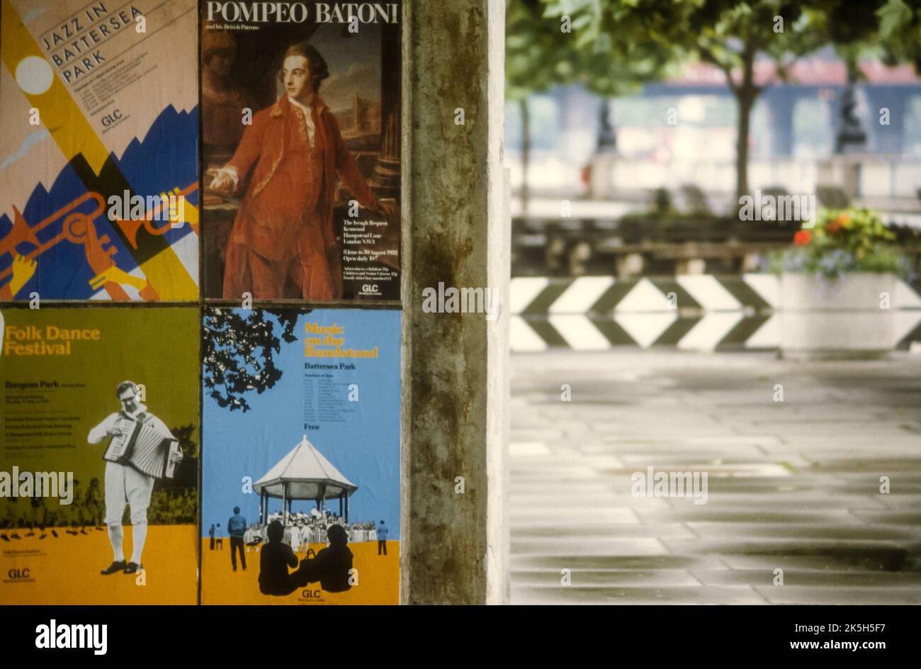 1980s advertising archive hi-res stock photography and images - Alamy