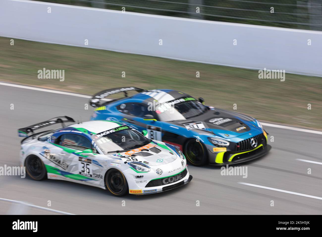 1 October 2022 - Mercedes AMG GT racing against Alpine at Festival of ...