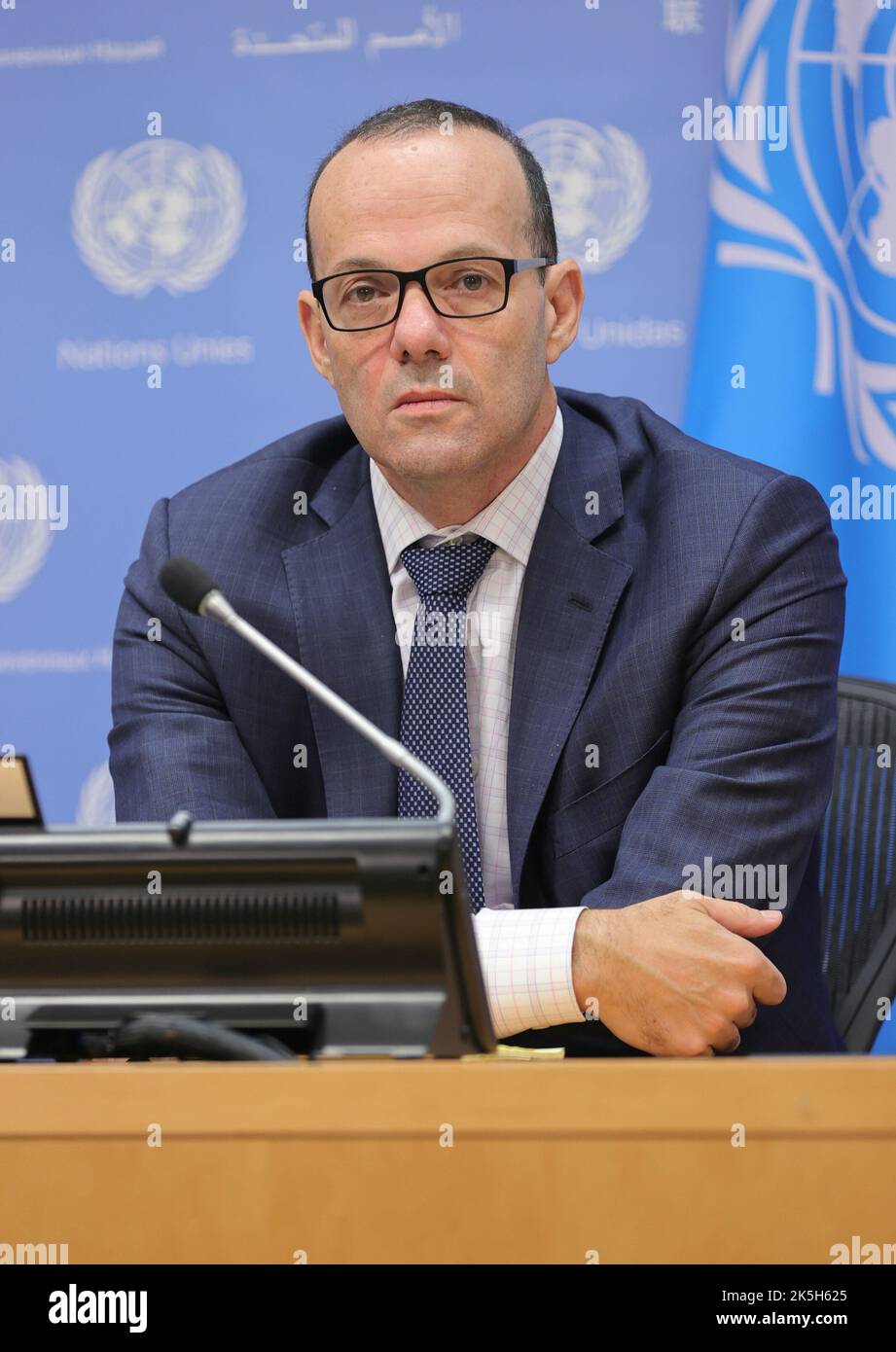 David scharia hi-res stock photography and images - Alamy