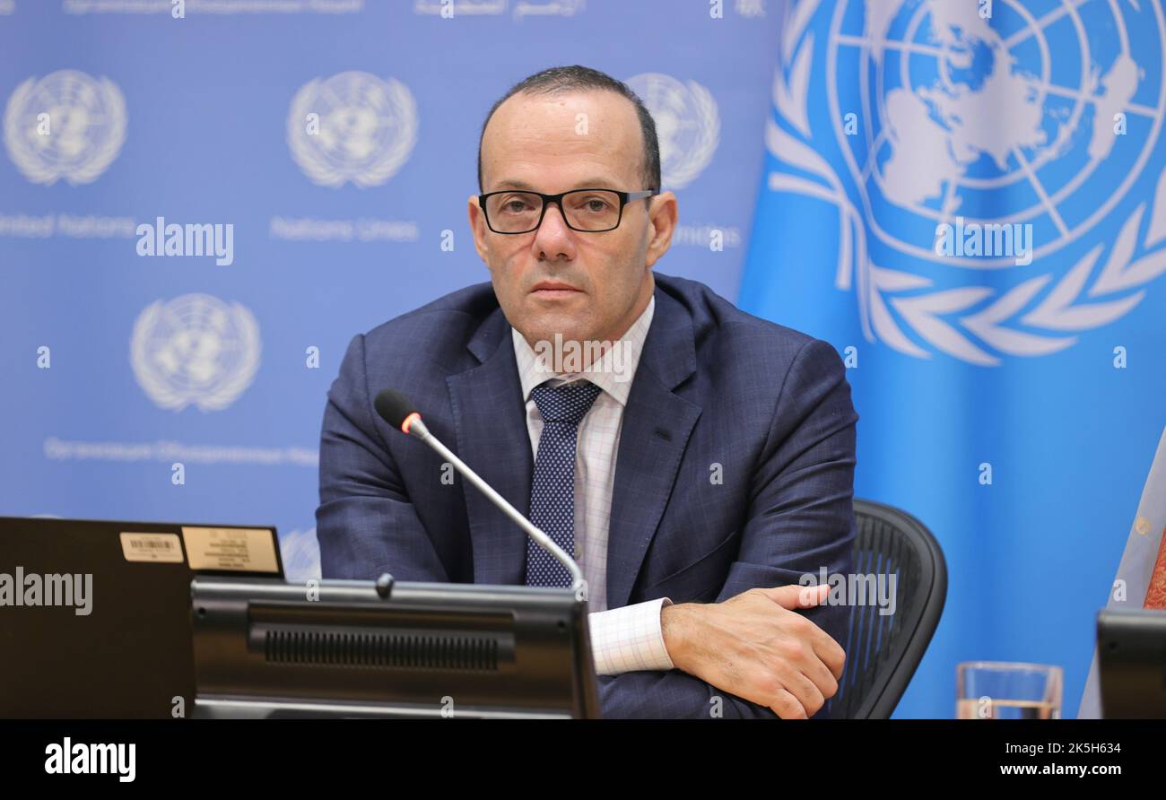 David scharia hi-res stock photography and images - Alamy