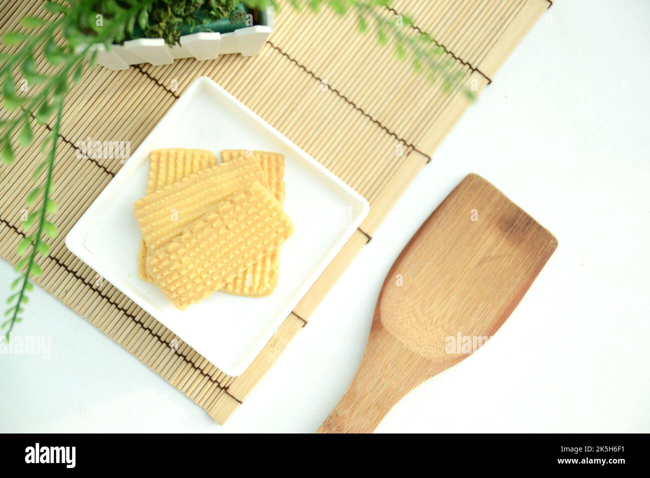 Fresh home made Samprit Cookies. Famous delicacy on Hari Raya ...