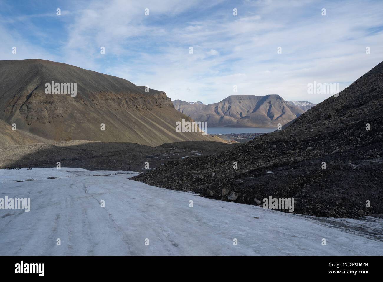 landscape view of a glacier in Longyearbyen, Svalbard Islands (Norway ...
