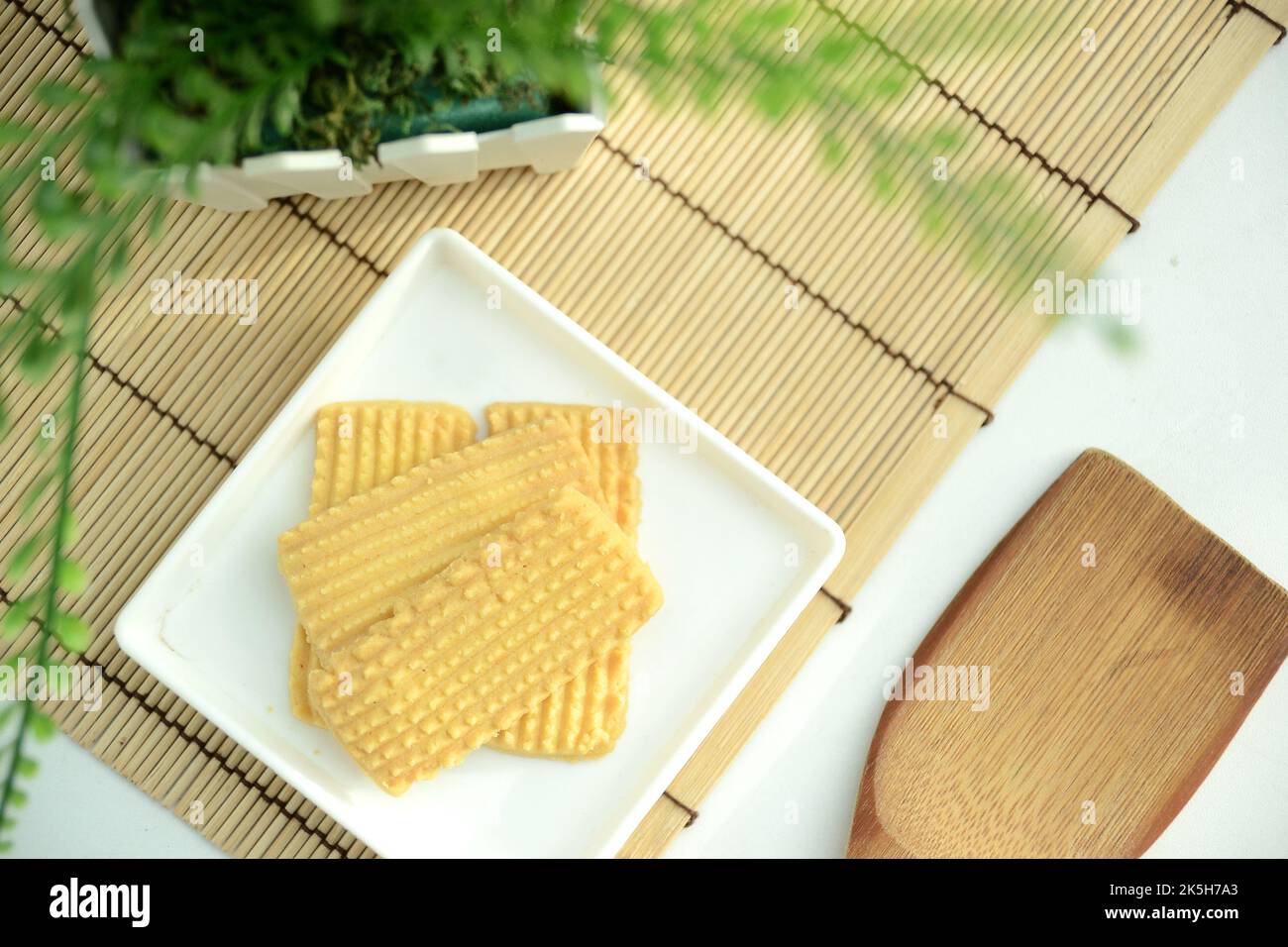 Fresh home made Samprit Cookies. Famous delicacy on Hari Raya ...