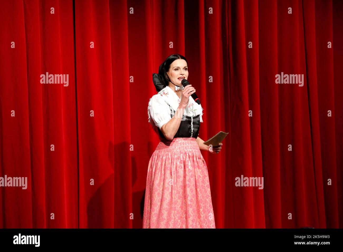 Kristina Nerad beim Festakt zum 70jährigen Bestehen des Sorbischen ...